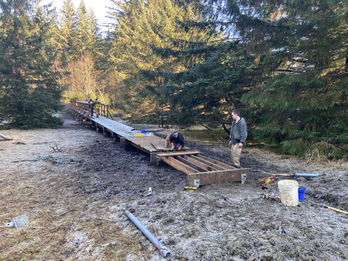 P&R – Eagle Valley Center Raised Walkway Photo Gallery – City and ...